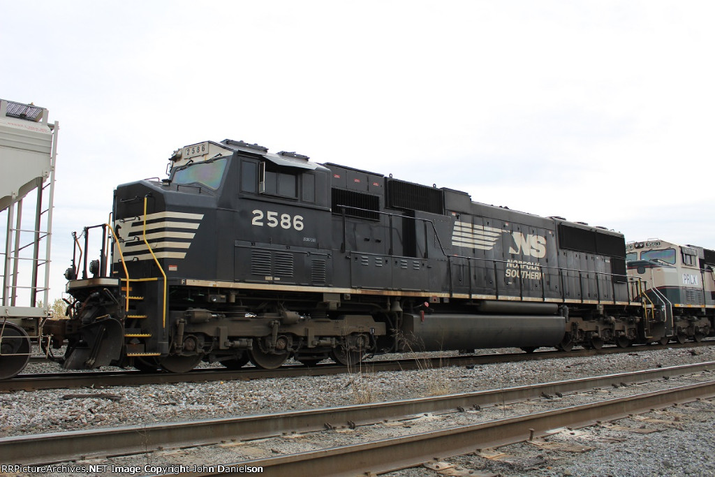 NS 2586